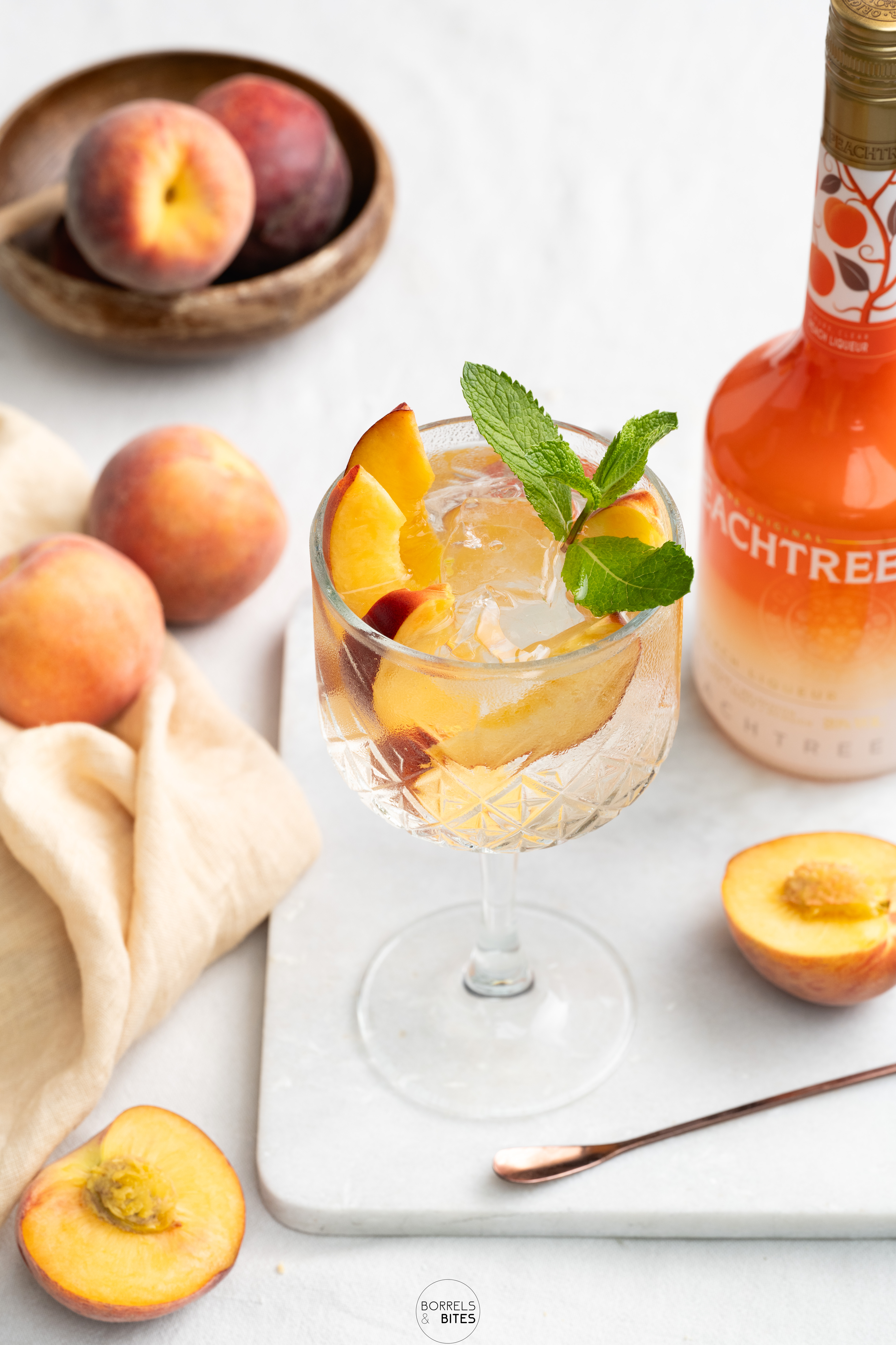 Peach Spritz - Een makkelijke frisse cocktail!